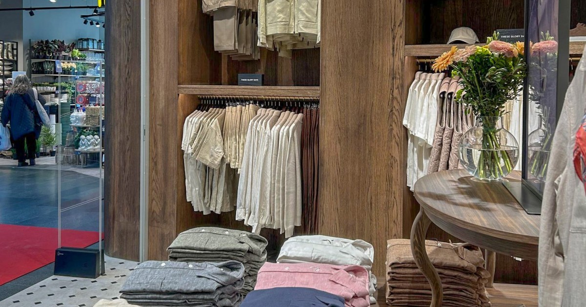 VOLT IN NEW CLOTHES IN OSLO CITY – Steen & Strom